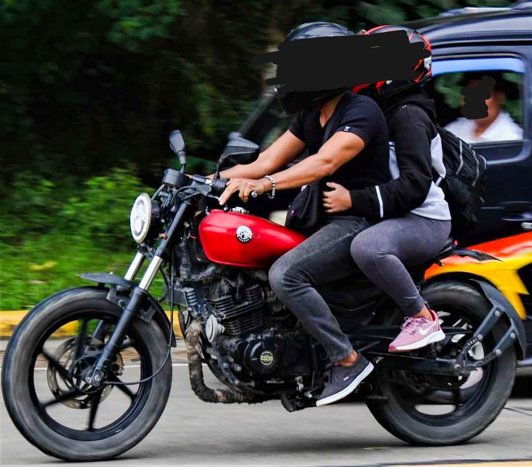 Kawasaki Rouser 220 modified to Brat Scrambler, Motorbikes, Motorbikes ...