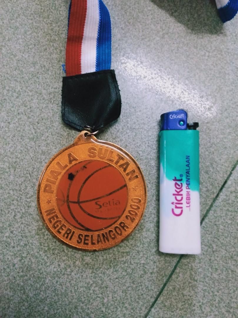 Medal Kejohanan Bola Keranjang Piala Sultan Selangor 2000, Johan ...