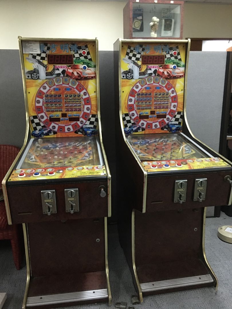 Vintage Pin Balls Machine, Hobbies & Toys, Memorabilia & Collectibles ...
