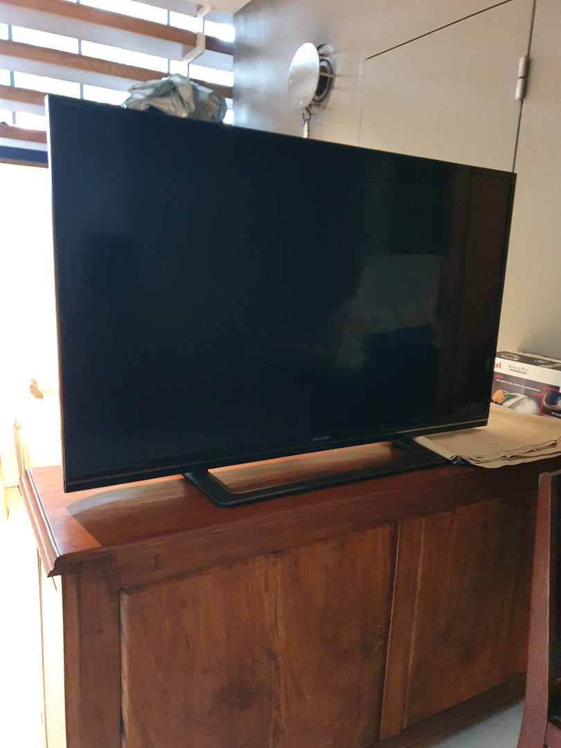 Used Sharp Aquos 46" TV Full HD Ultra Slim LED LC46LE450M Black., TV ...
