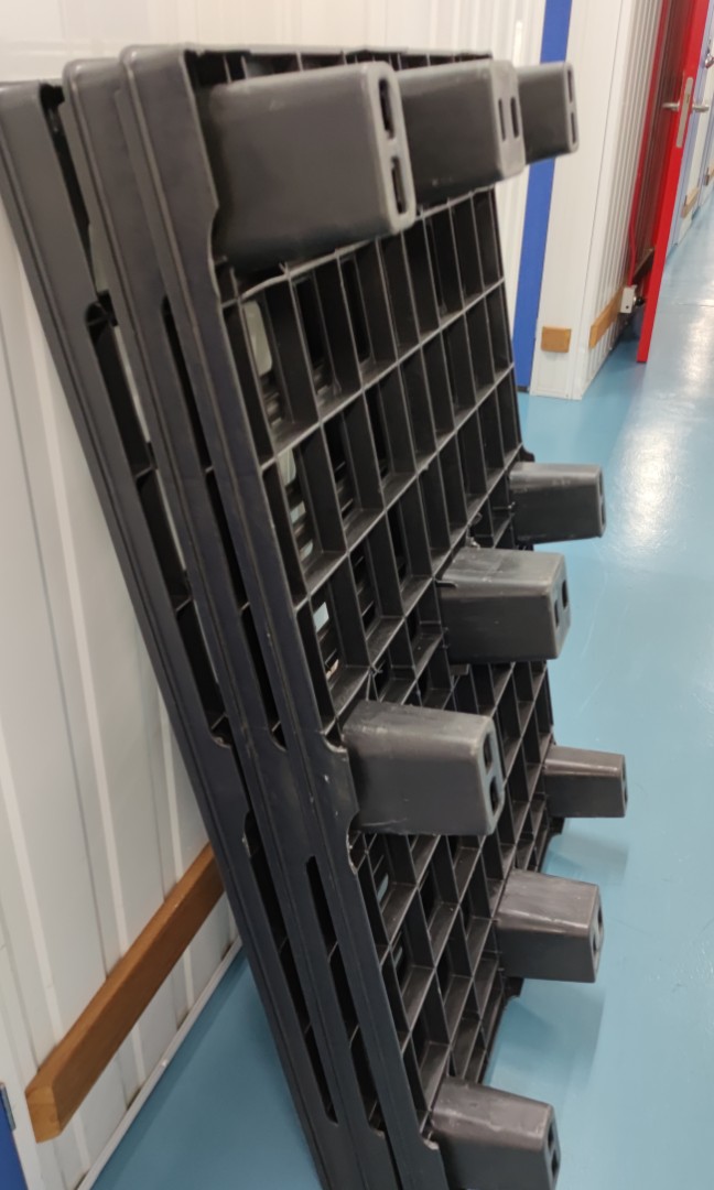 FREE Plastic Pallets for warehouse use, Furniture & Home Living ...