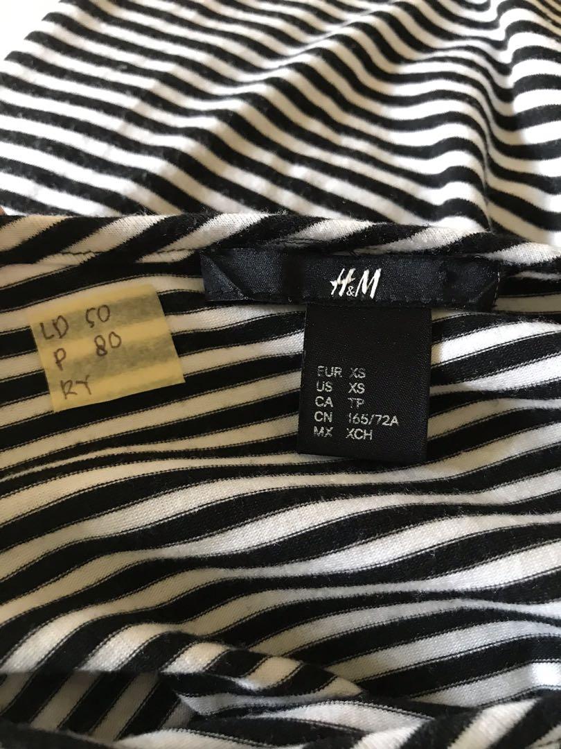 Hnm Stripe black white, Fesyen Wanita, Pakaian Wanita, Atasan di Carousell