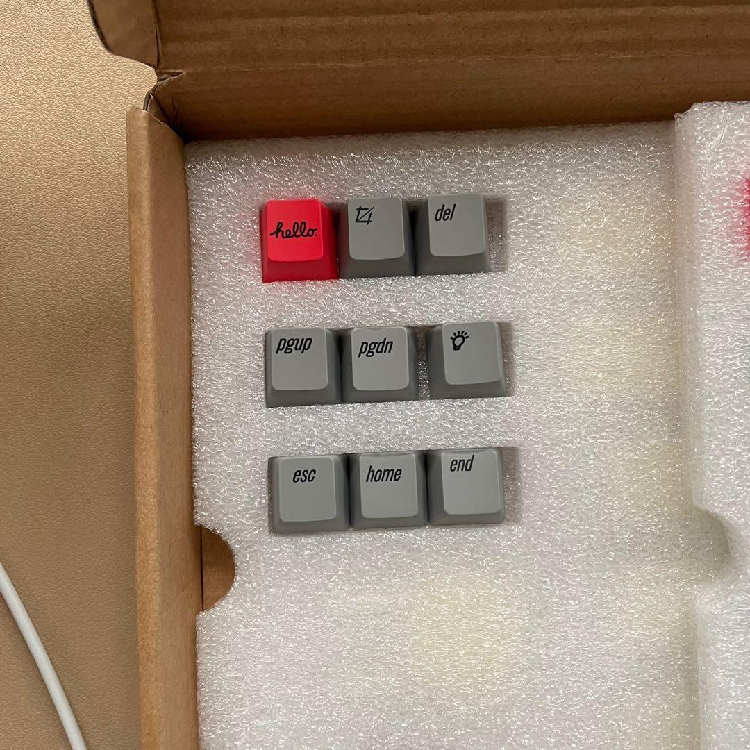 Keychron K2 Retro Mac Keycap Set (PBT), Computers & Tech, Parts ...