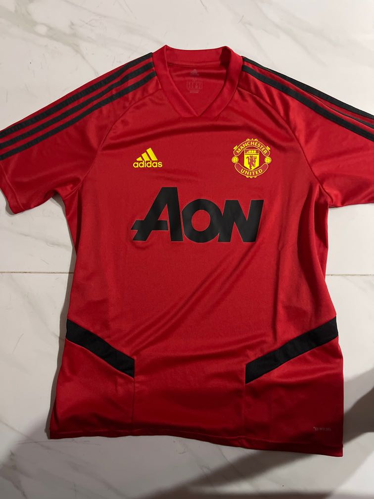 Manchester United Training Kit, Sports Equipment, Exercise & Fitness ...