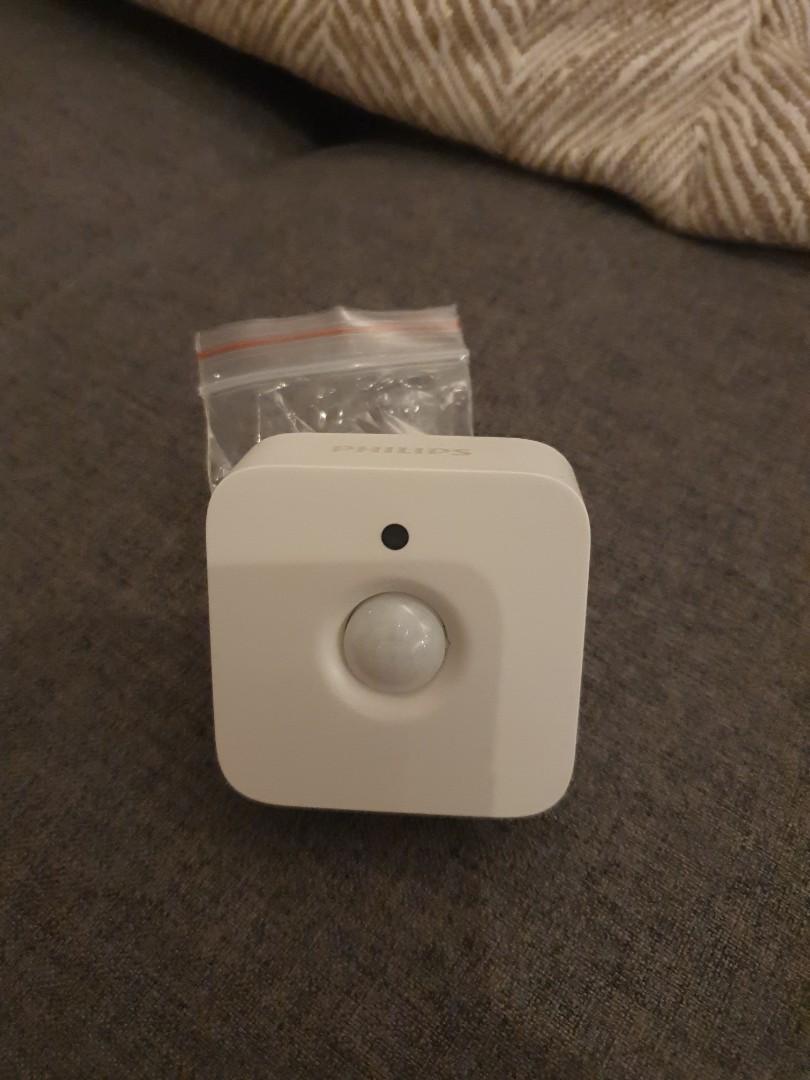 Philips Hue v1 Bridge (add ons available), TV & Home Appliances, TV ...