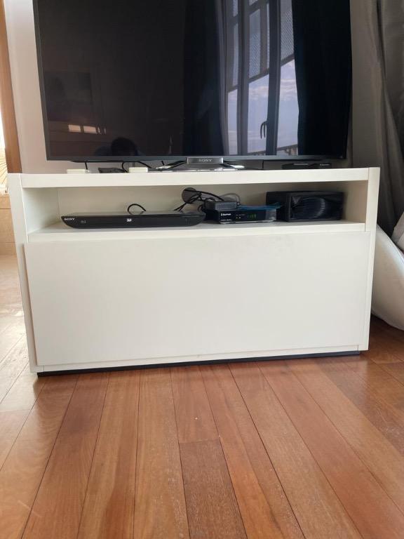 Poliform bedroom set (TV stand and 2 bed side night stands), Furniture ...