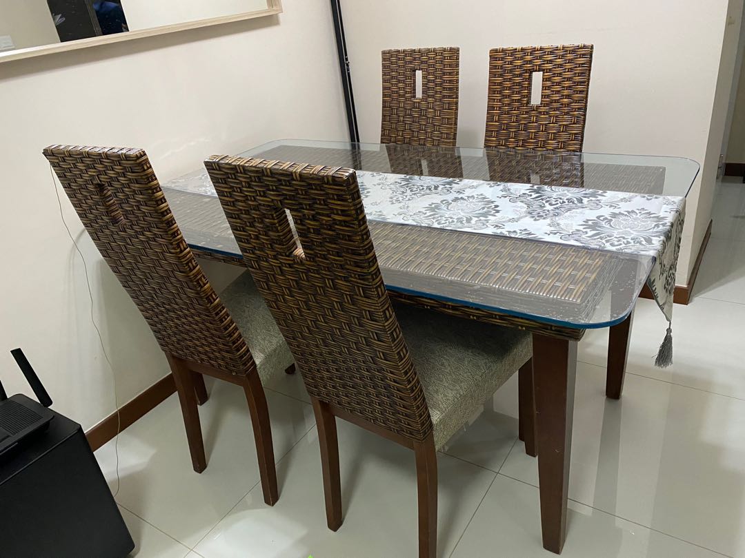 Rattan Pacific 4-6 seater Dining table, Furniture & Home Living ...