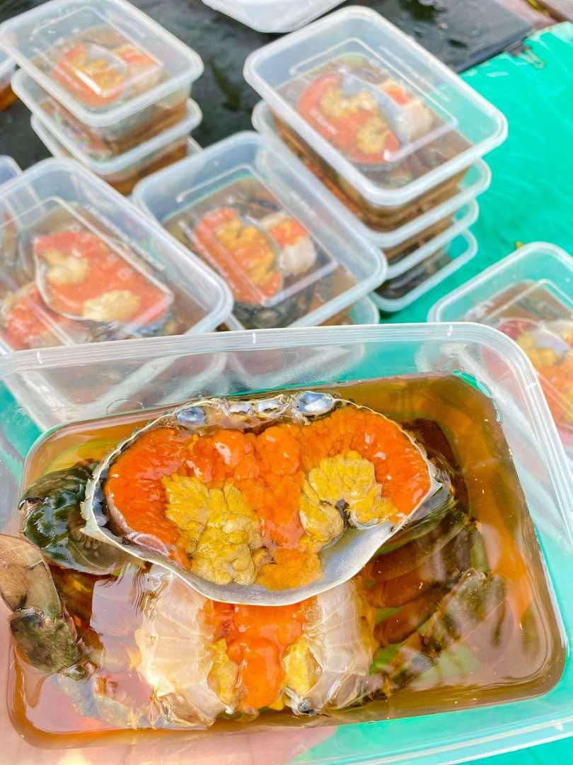 Thai Marinated Crab with Roe, Food & Drinks, Local Eats on Carousell