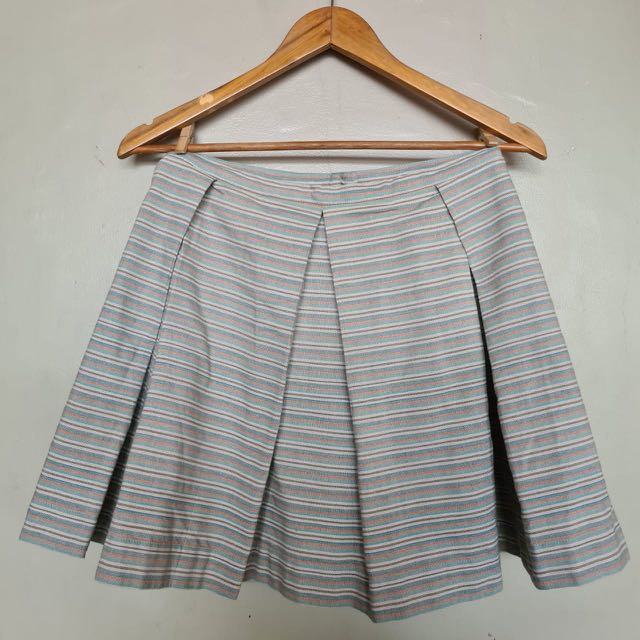 Vigan Inabel Skirt, Women's Fashion, Bottoms, Skirts on Carousell