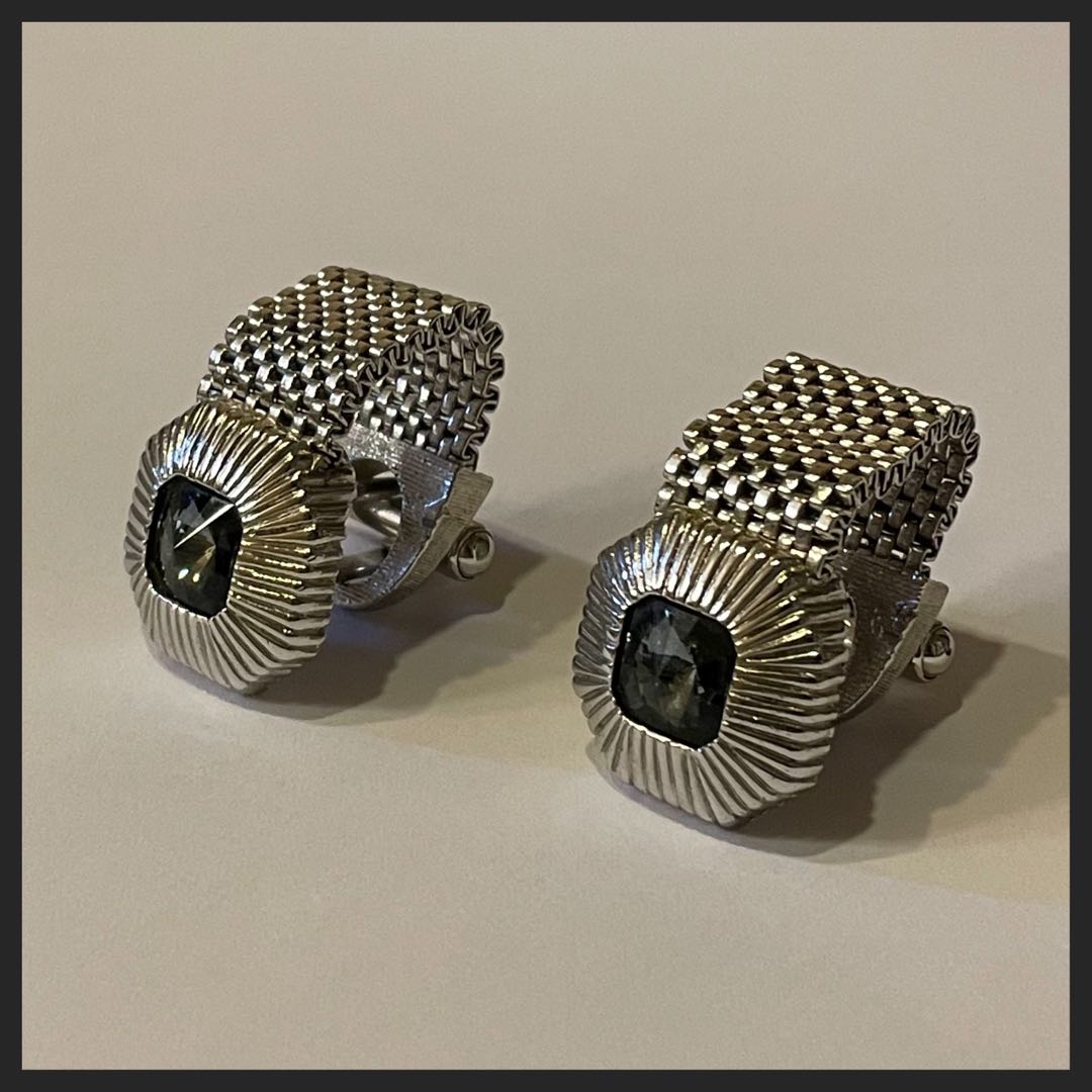 Vintage SWANK Wraparound Cuff links in Excellent Condition, Men's ...