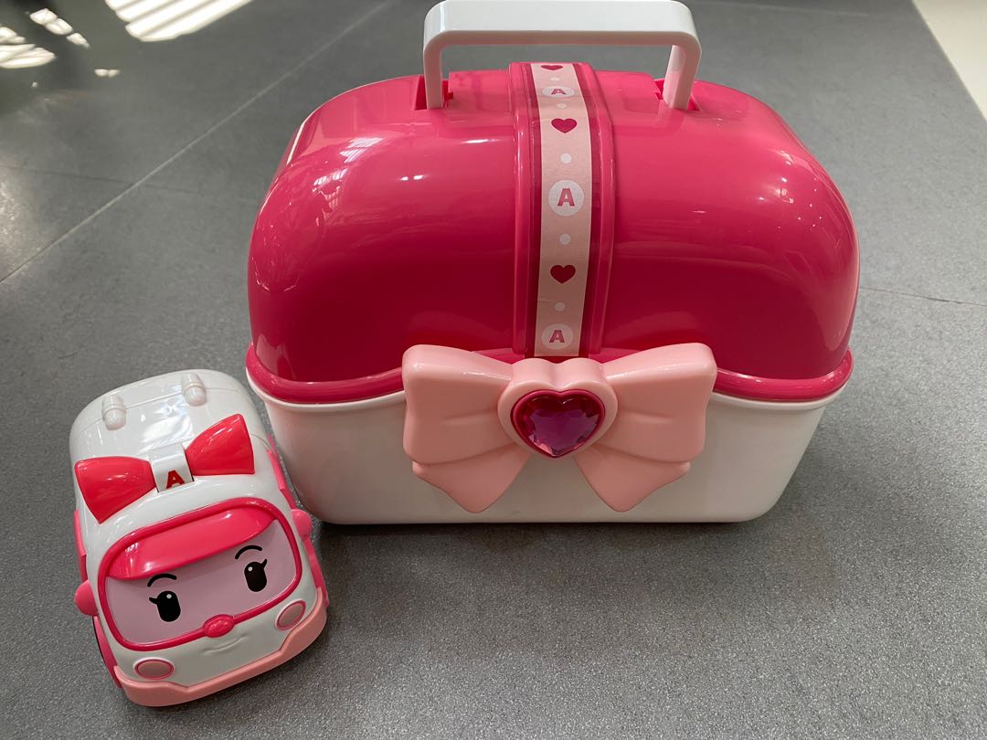 Robocar Poli Amber Ambulance Deluxe Transformer Doctor Pretend Play Kit ...