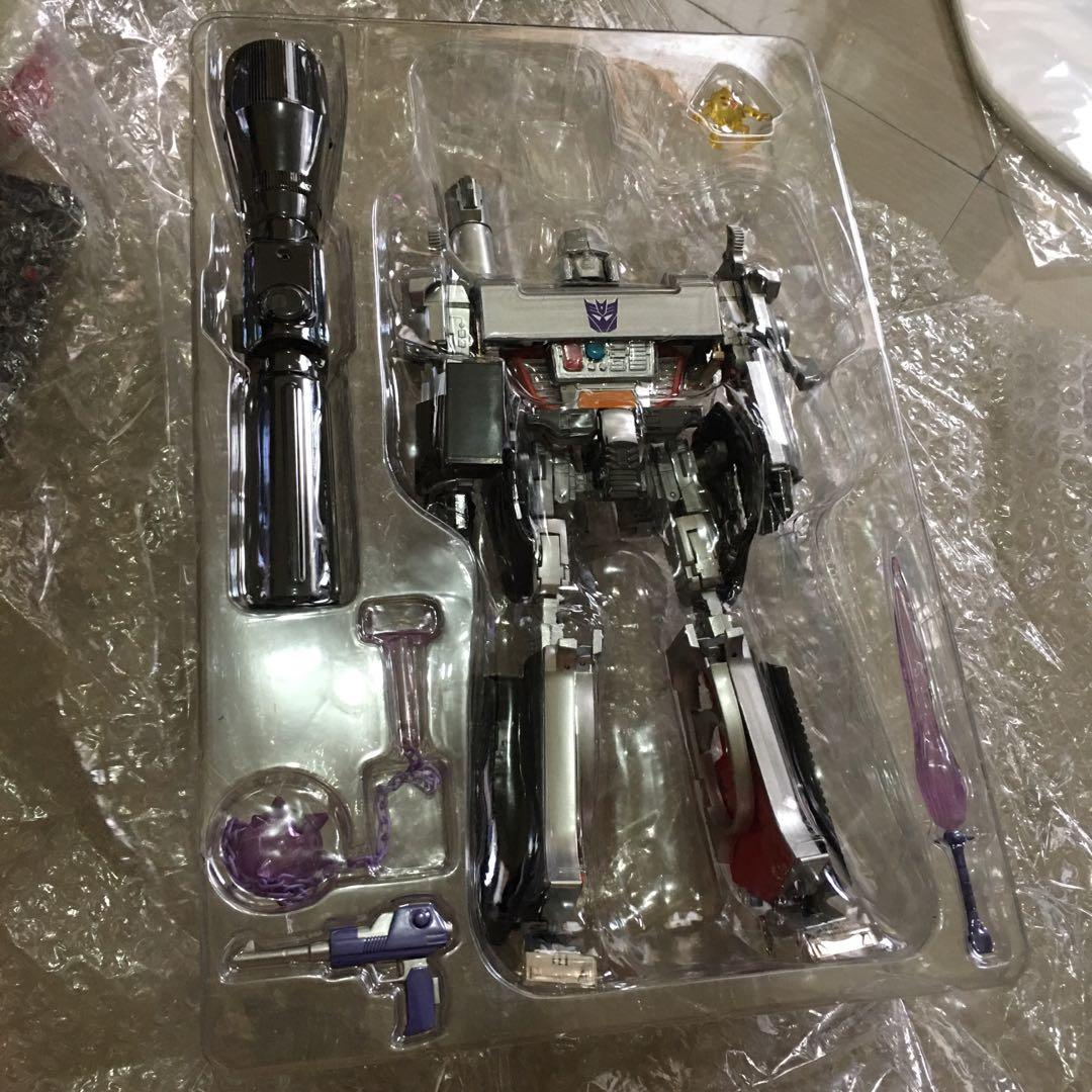 Takara Tomy Transformers Masterpiece Megatron MP5 (100% Authentic, NOT ...