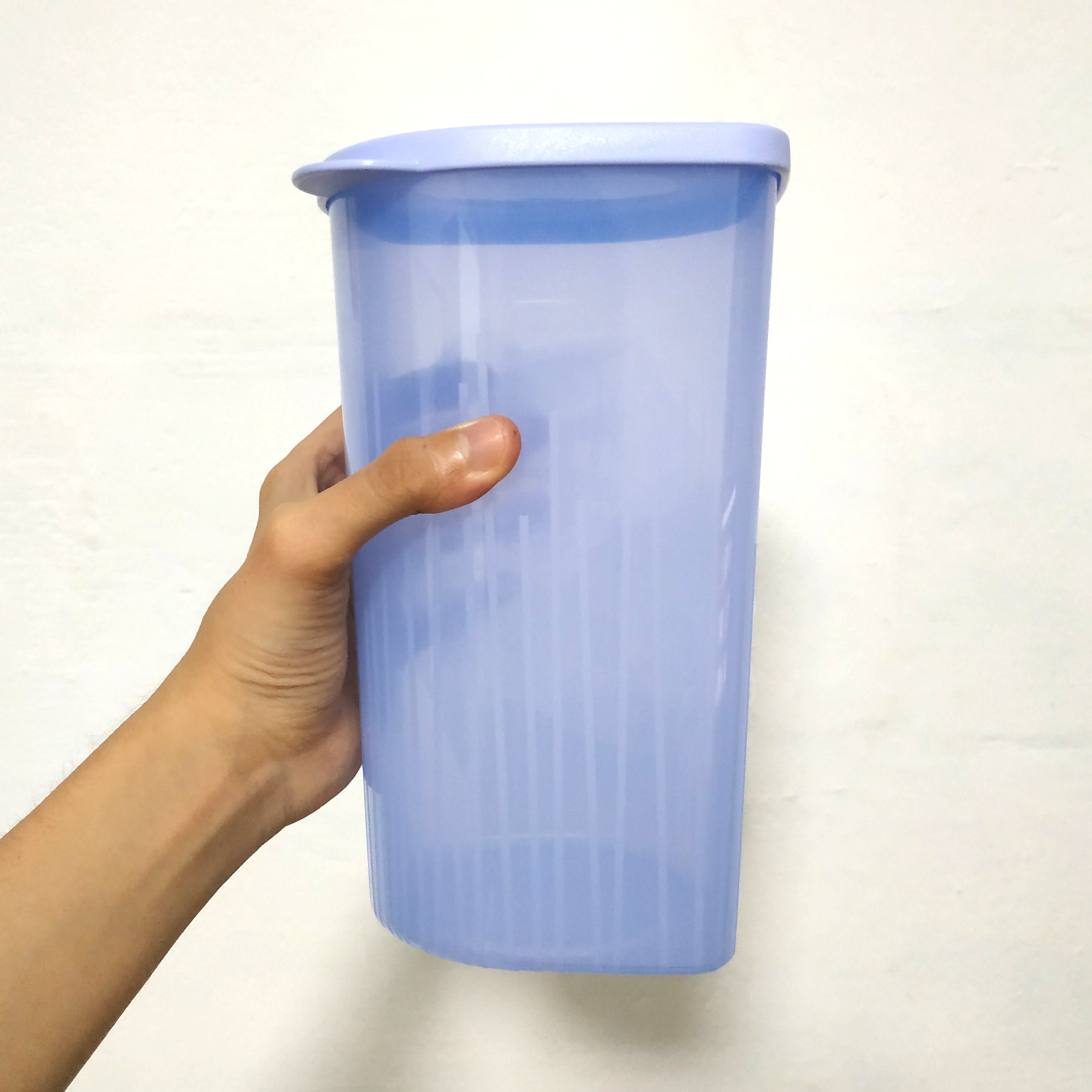 Tupperware 1.5L Fresh N Cool Textured Tall Container, Furniture & Home ...