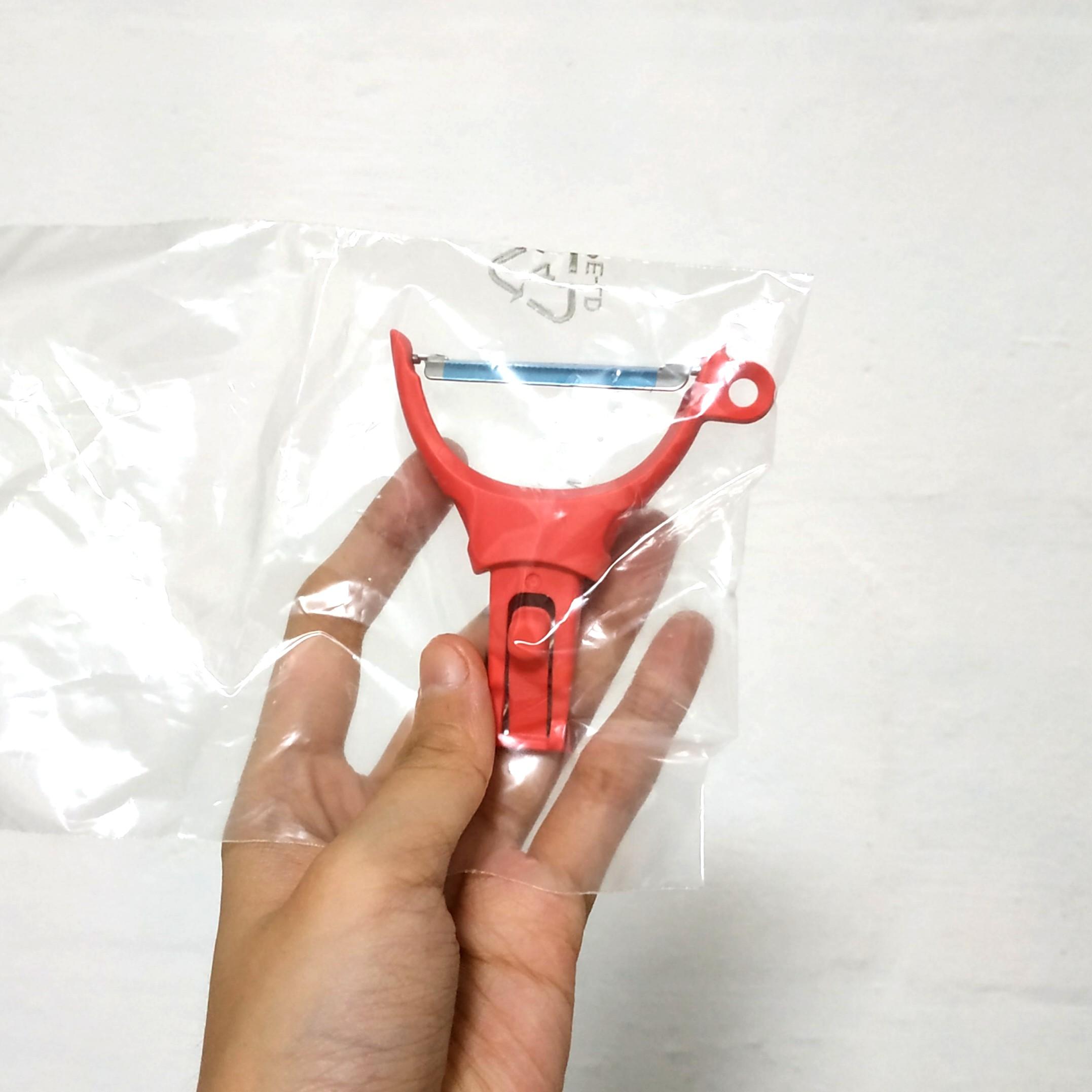 Tupperware Click Series Stainless Steel Peeler Shredder Cutter Knife ...