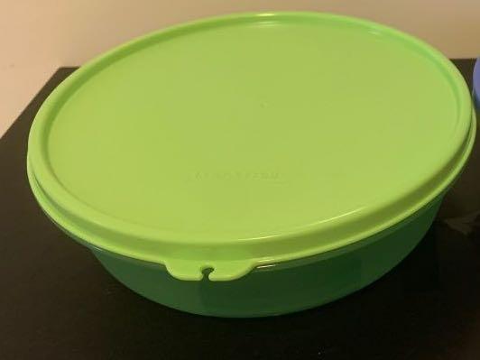 Tupperware round container, Furniture & Home Living, Kitchenware ...