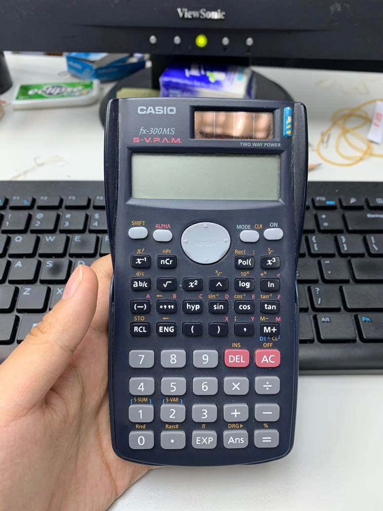 Casio fx-300MS calculator, 音響器材, 音樂播放裝置 MP3及CD Player - Carousell
