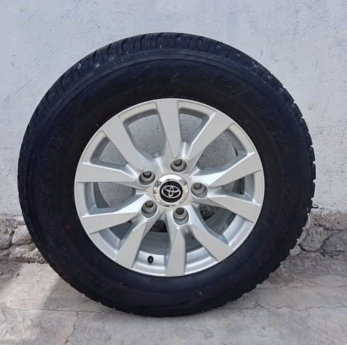 LC200 Original Mags and Tires (Set), Car Parts & Accessories, Mags and ...