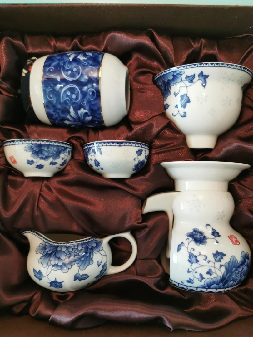 St Regis Mooncake Box and Tea Set, Everything Else on Carousell