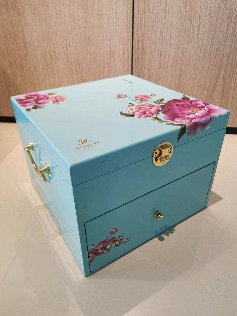 St Regis Mooncake Box and Tea Set, Everything Else on Carousell