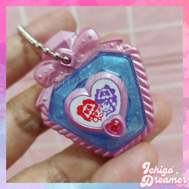 TC21a_00760 Hugtto Precure X Uniqlo Mirai Crystals (Pretty Perfume Cure ...