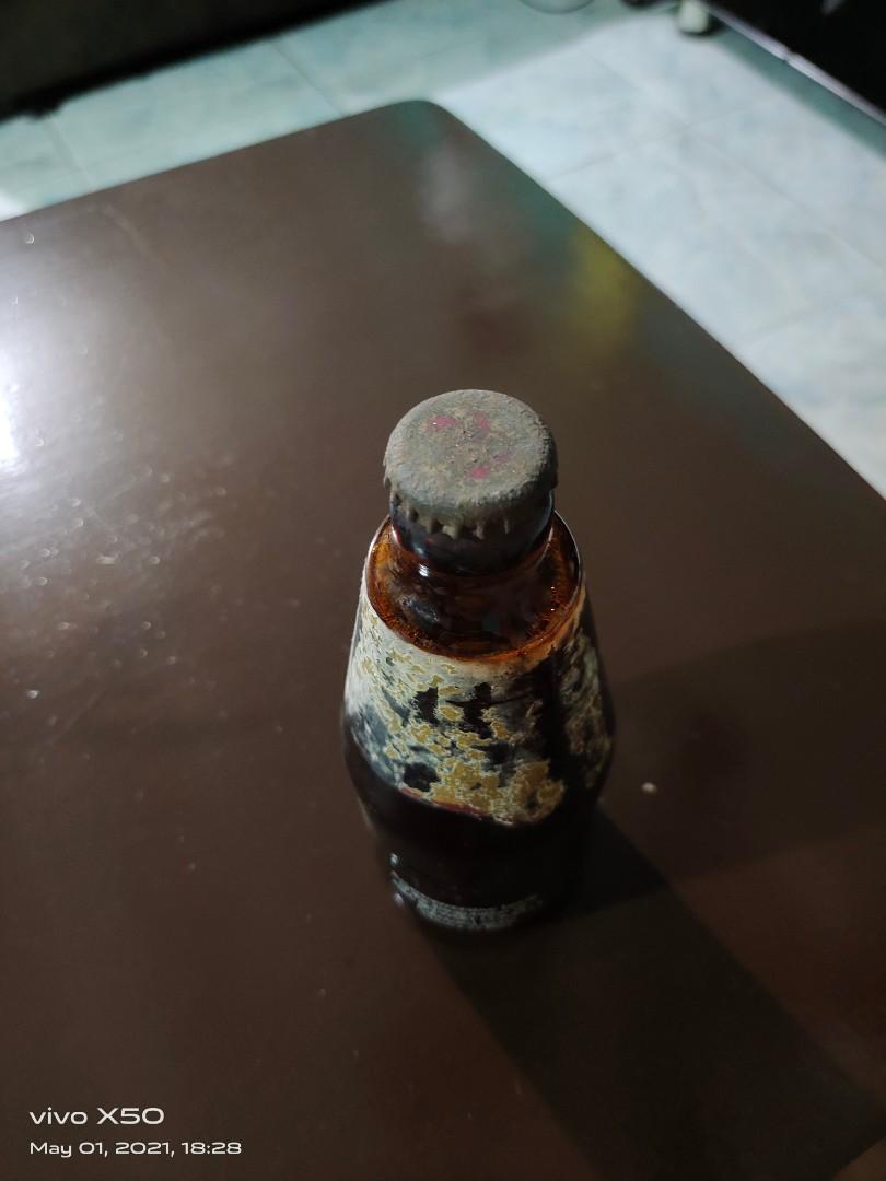 1982 Beer Hausen Lucio Tan Commemorative bottle, Hobbies & Toys ...