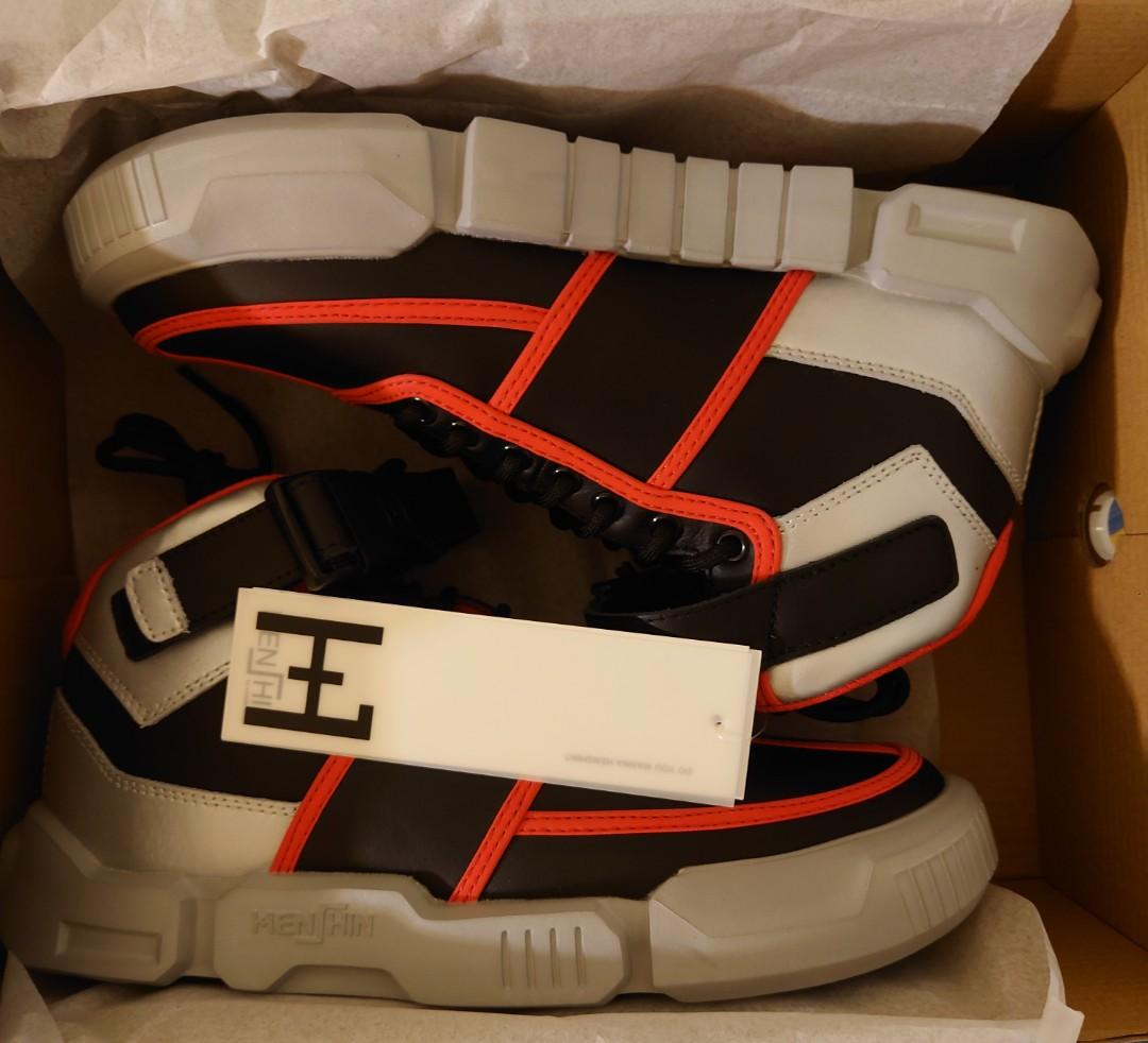 [Last] 全新 幪面超人555 運動鞋 HENSHIN by KAMEN RIDER SNEAKER Type FAIZ, 男裝, 鞋 ...