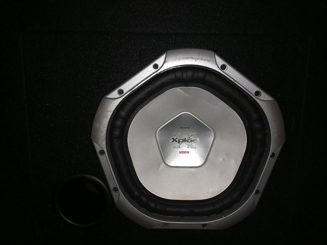 Lightning power amp Sony Explode subwoofer soundstream under seat ...