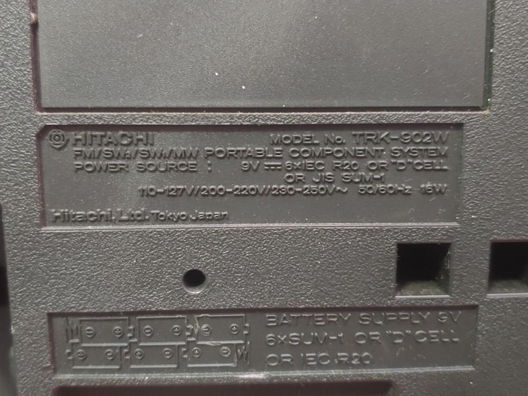 Hitachi TRK-902W Cassette Radio Boombox, Audio, Portable Music Players ...