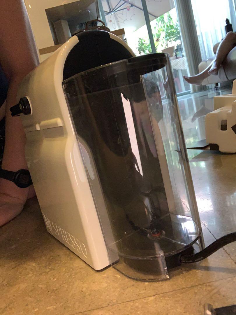 Krups Nespresso Inissia Coffee Machine 1st Gen, TV & Home Appliances ...