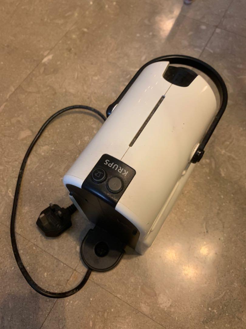 Krups Nespresso Inissia Coffee Machine 1st Gen, TV & Home Appliances ...