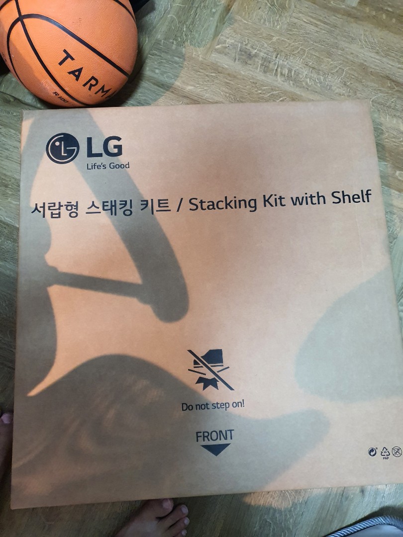 LG stacking kit with shelf, Furniture & Home Living, Home Improvement ...