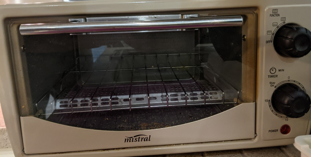Mistral Electric Oven/Toaster (M090D - 9L), TV & Home Appliances ...