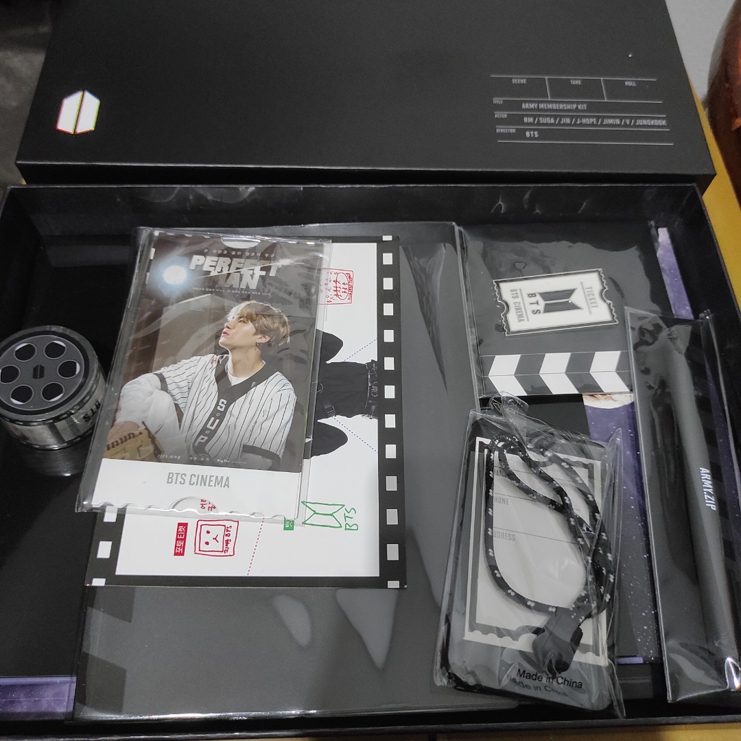 BTS 6th Army Kit Complete inclusions with pob, Hobbies & Toys ...