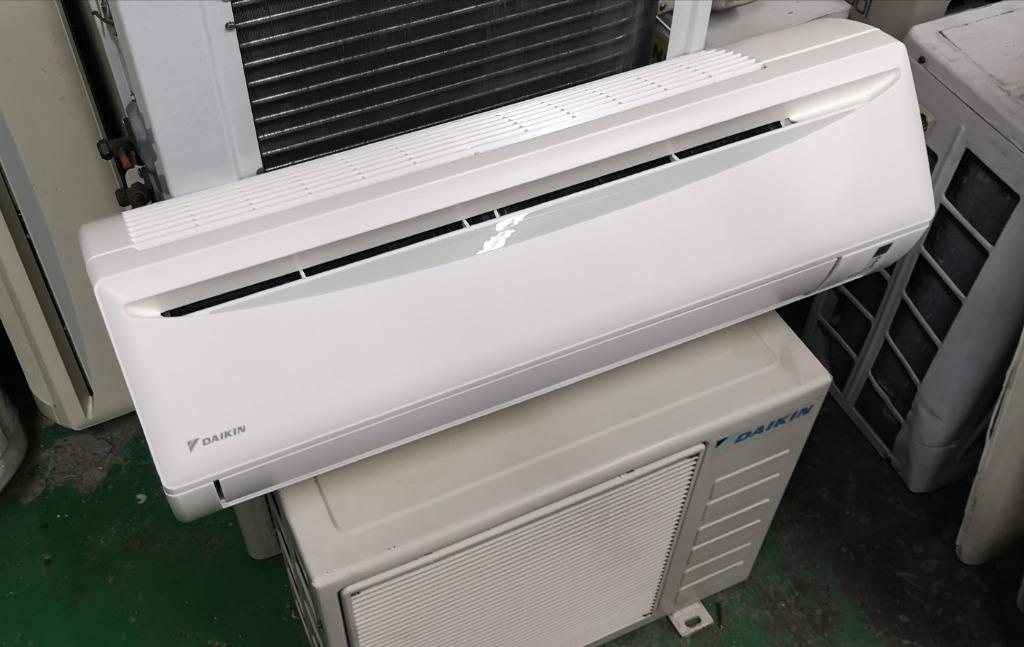 Daikin 1.0HP Wall Mounted Second hand Used Aircond Non Inverter Not Included Installation R22