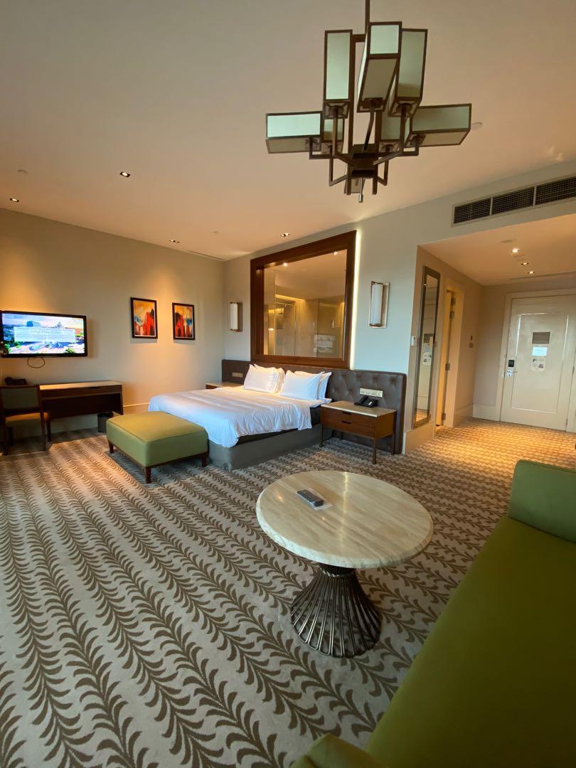 Equarius hotel - (RWS ) Resort world Sentosa MBS - Marina Bay Sands ...