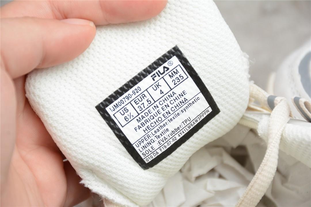 FILA Fishbone Beige White, Women's Fashion, Footwear, Sneakers on Carousell