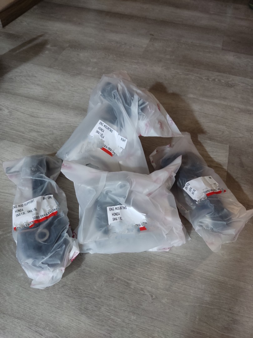 Honda Stream Rn6 Engine Mounting, Car Accessories, Accessories on Carousell