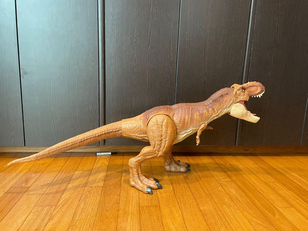 Jurassic World Super Colossal T-Rex dinosaur figure, Hobbies & Toys ...