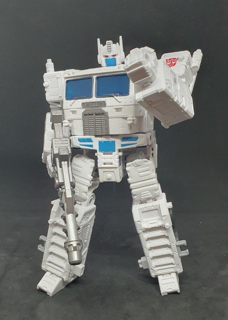 Transformers WFC Kingdom Ultra Magnus, Hobbies & Toys, Toys & Games on ...
