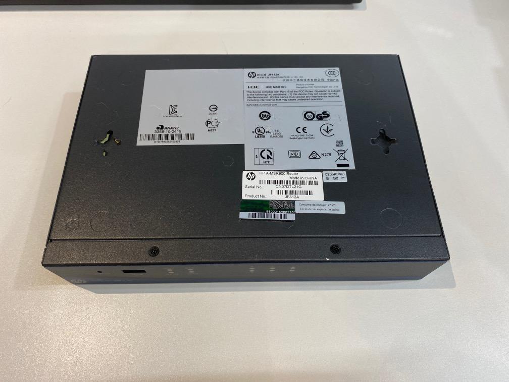 HP MSR900 Series router JF812A, Computers & Tech, Parts & Accessories ...