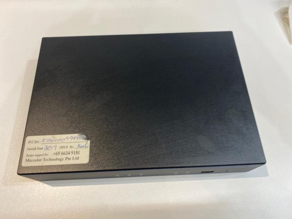 HP MSR900 Series router JF812A, Computers & Tech, Parts & Accessories ...