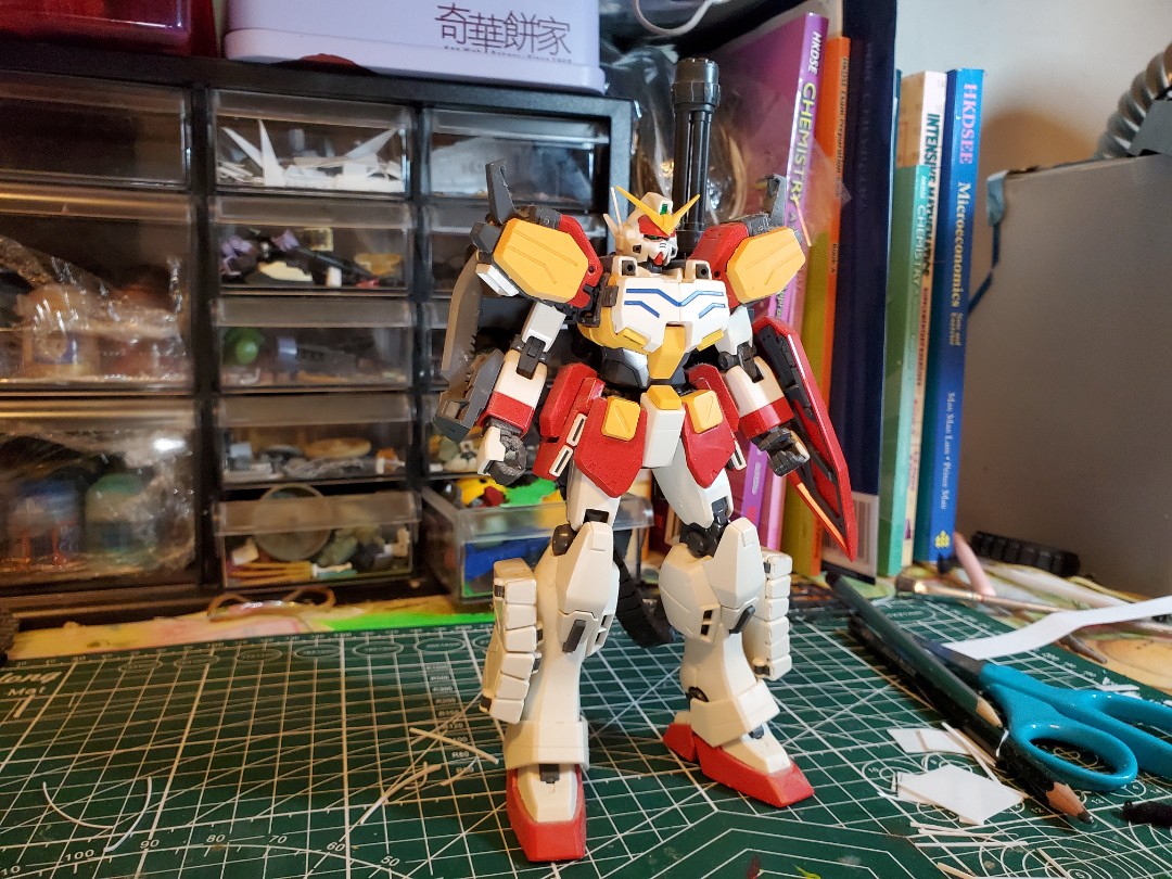 MG 1/100 Gundam heavyarms/ heavy arms 高達 （gundam wing), 興趣及遊戲, 玩具 & 遊戲類 ...