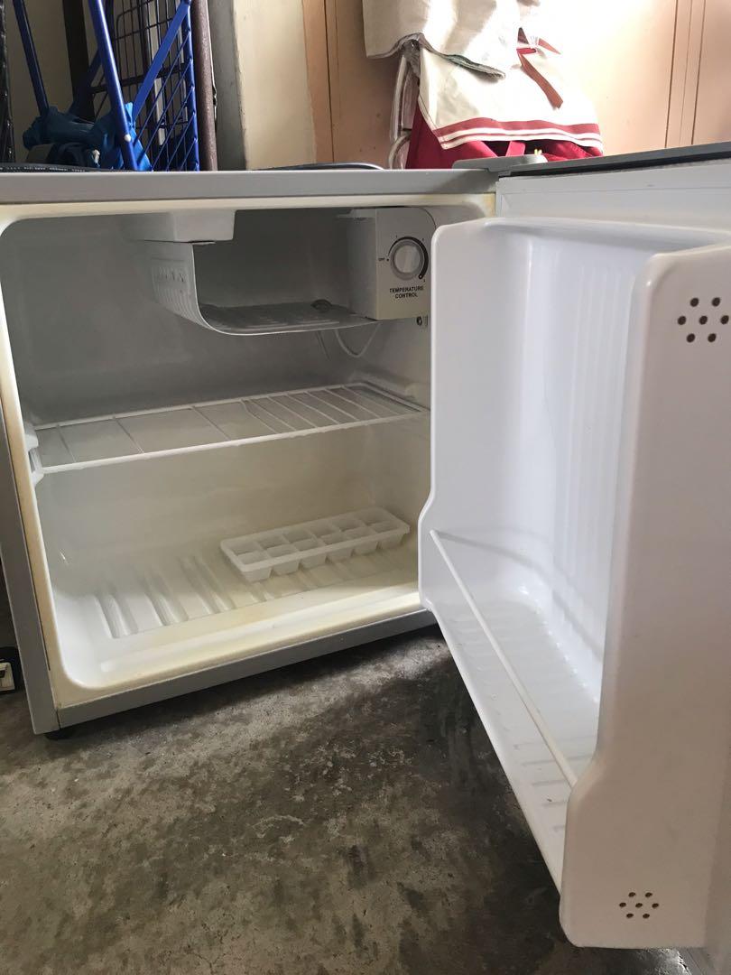 Panasonic Mini Fridge with Freezer, TV & Home Appliances, Kitchen ...