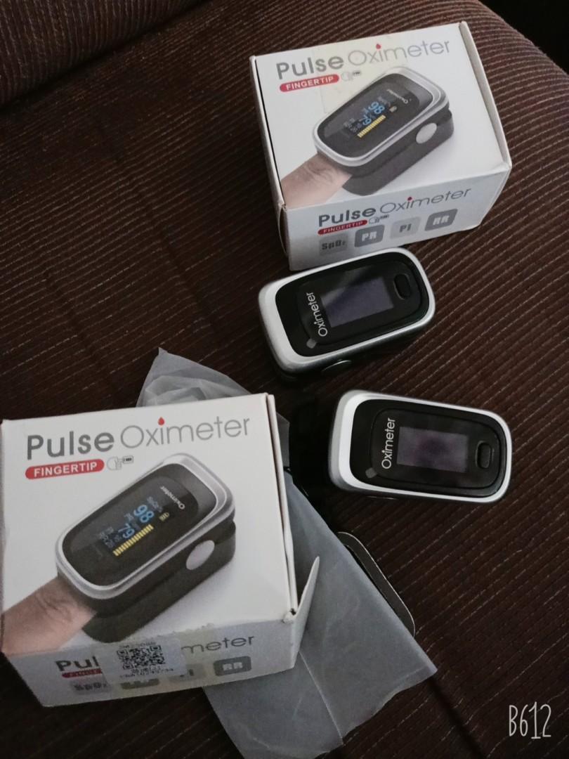 Pulse oximeter with RR (resperatory rate), Health & Nutrition, Health ...