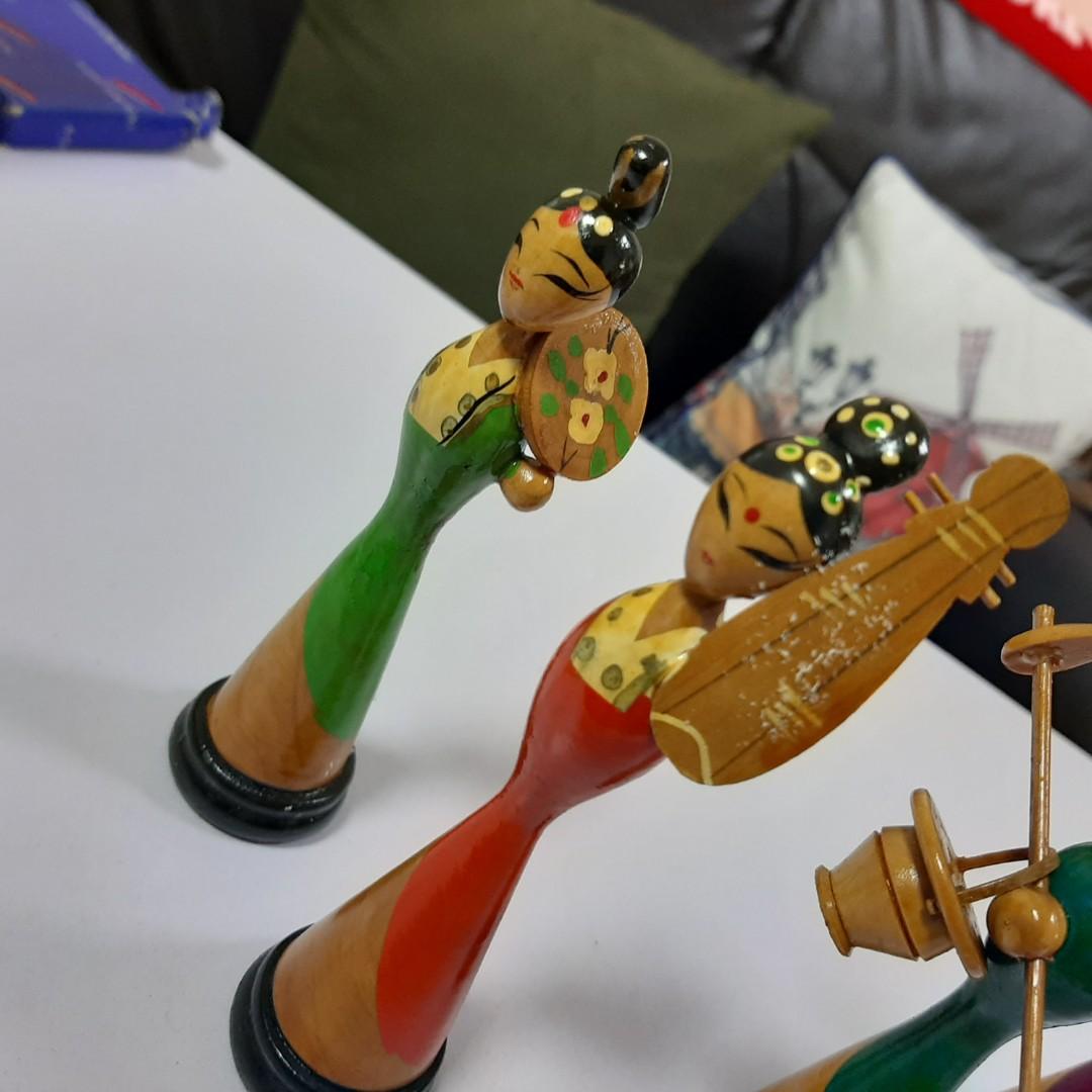 4 Chinese Figurines, Hobbies & Toys, Memorabilia & Collectibles ...