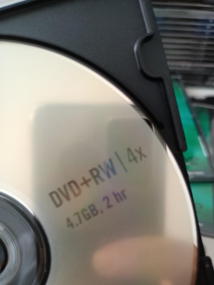 Blank DVD-RW (3) + DVD+RW (1), Hobbies & Toys, Music & Media, CDs ...