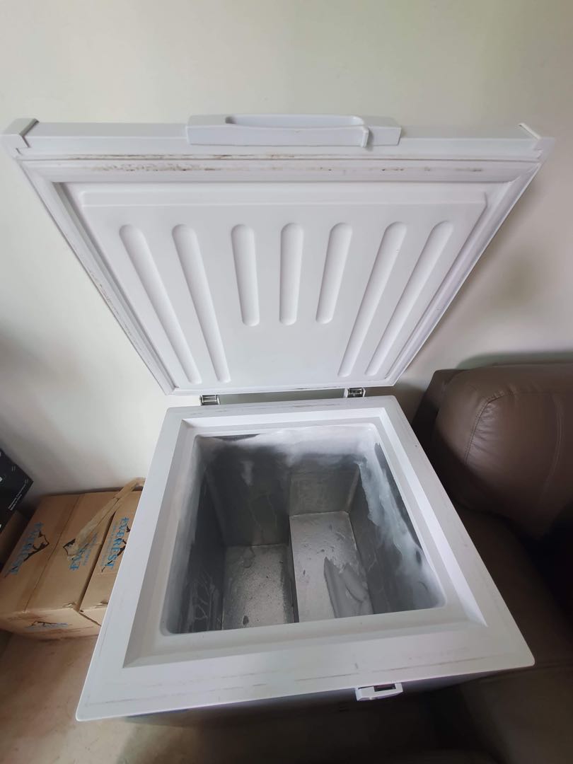 Chest Freezer -ICEBERG, Everything Else on Carousell