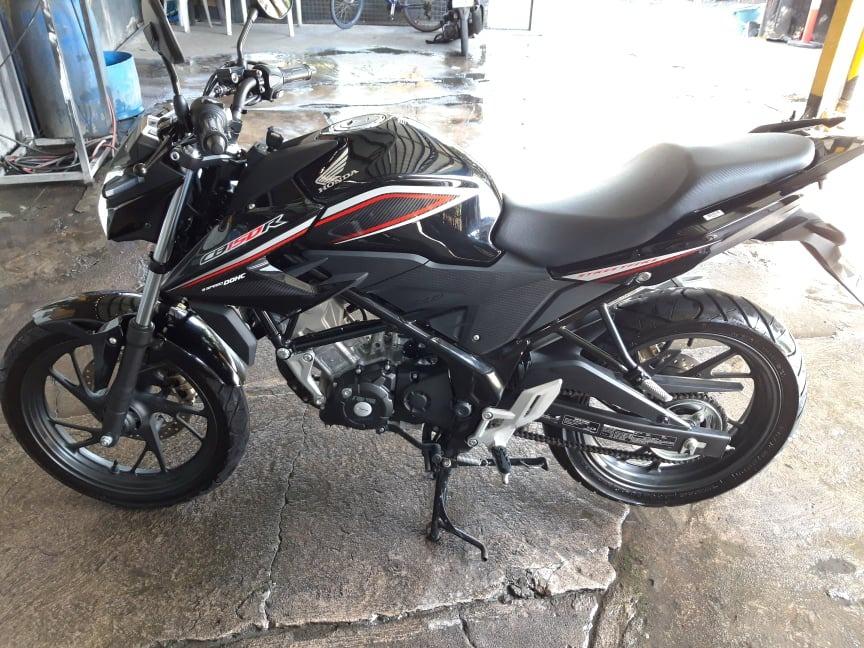 HONDA Cb150r 2016 StreetFire! 3 years old, 2.5K Mileage., Motorbikes ...
