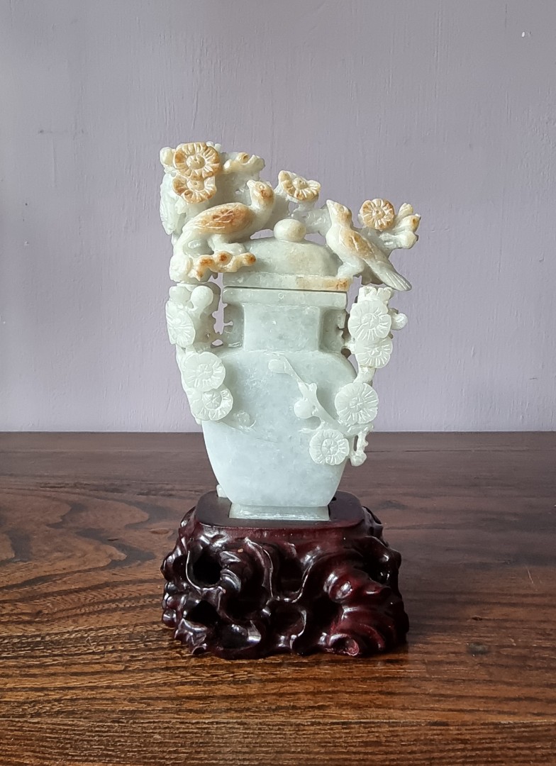 Jade Display Vase, Women's Fashion, Jewelry & Organisers, Precious ...