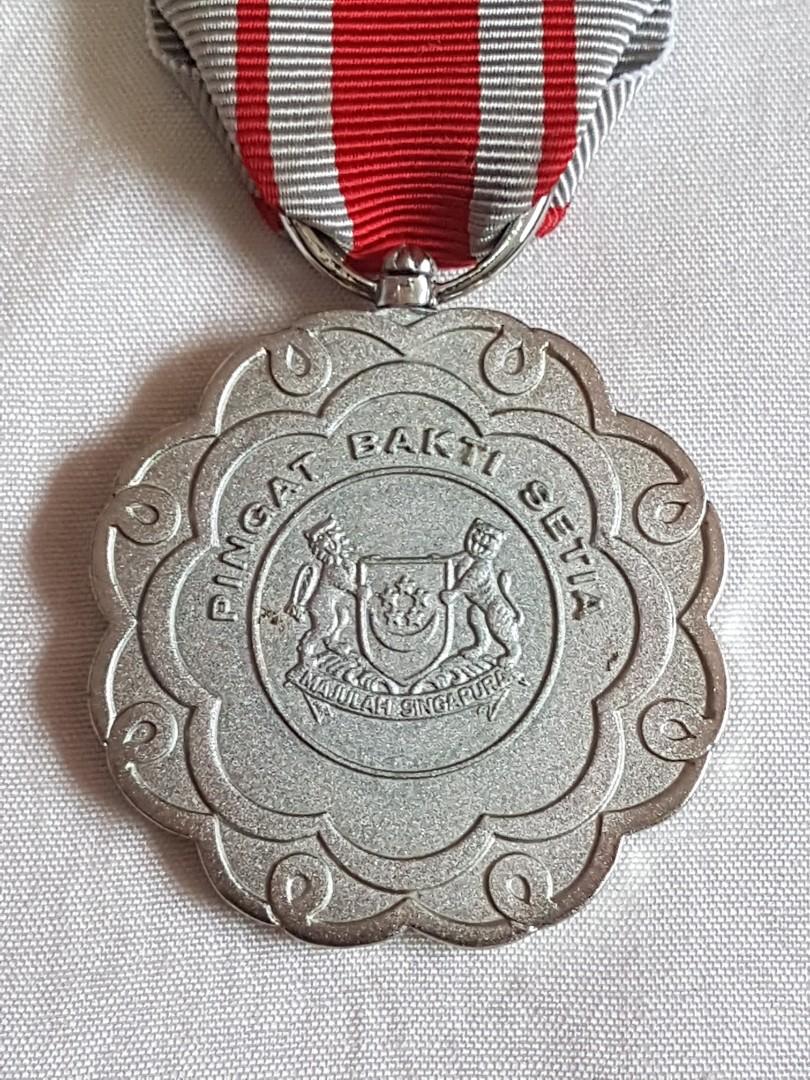 Pingat Bakti Setia Medal & Collar Pin, Hobbies & Toys, Memorabilia ...